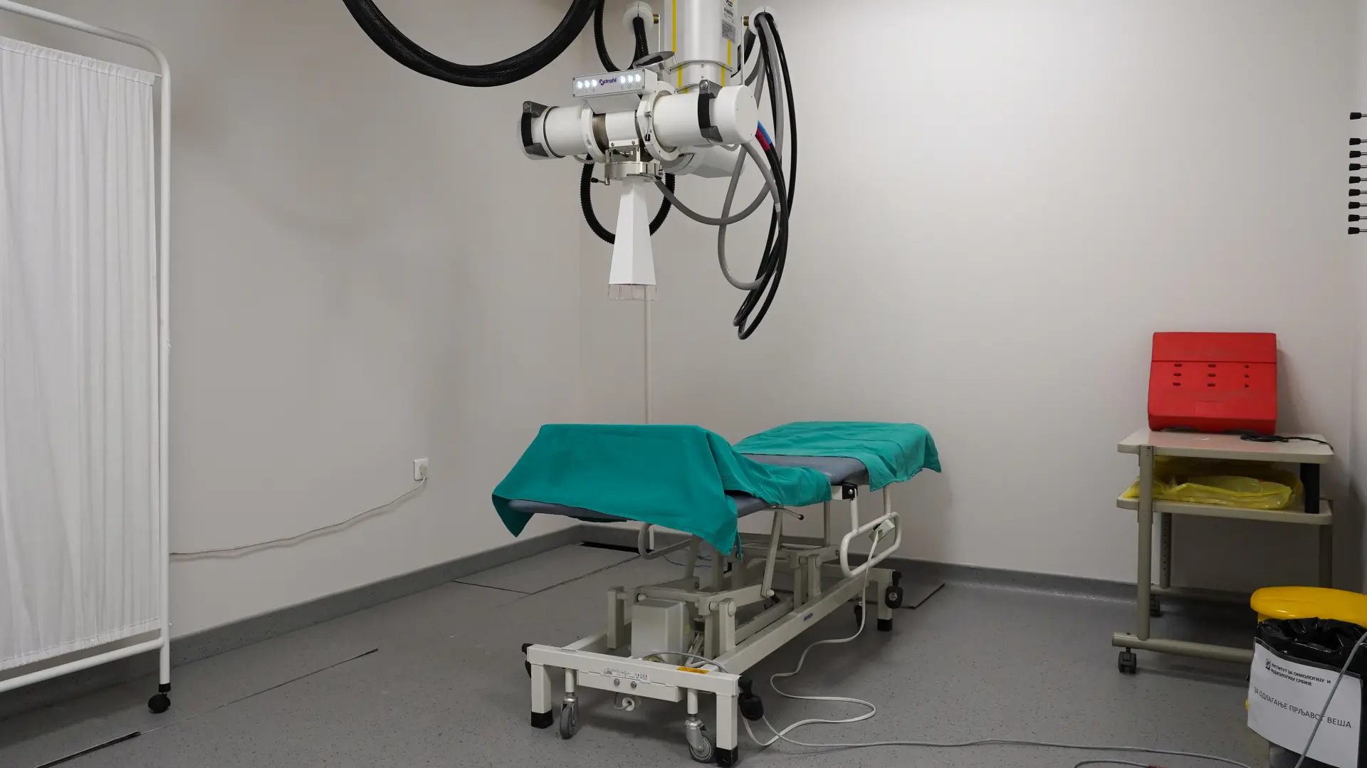 Institut za onkologiju dobio novi uređaj za zračenje malignih tumora